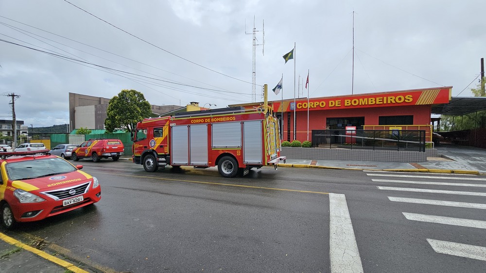 Corpo de Bombeiros de Rio Negro recebe nova viatura para aprimorar os atendimentos | » Tribuna ...